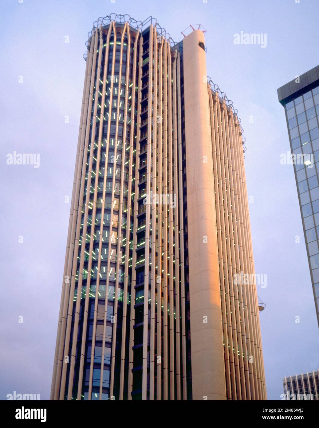 Construido 1974 hi-res stock photography and images - Alamy