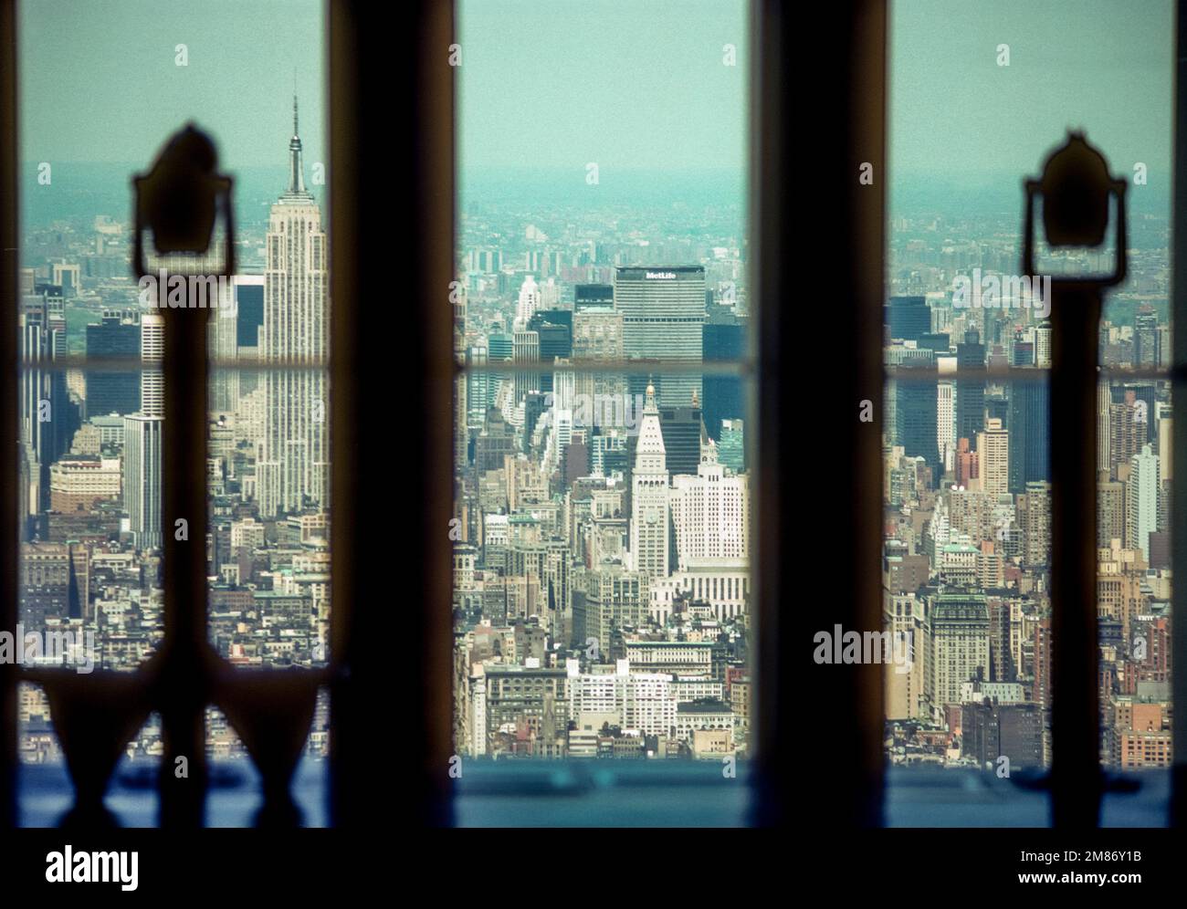 World trade center new york 1990s hi-res stock photography and images ...