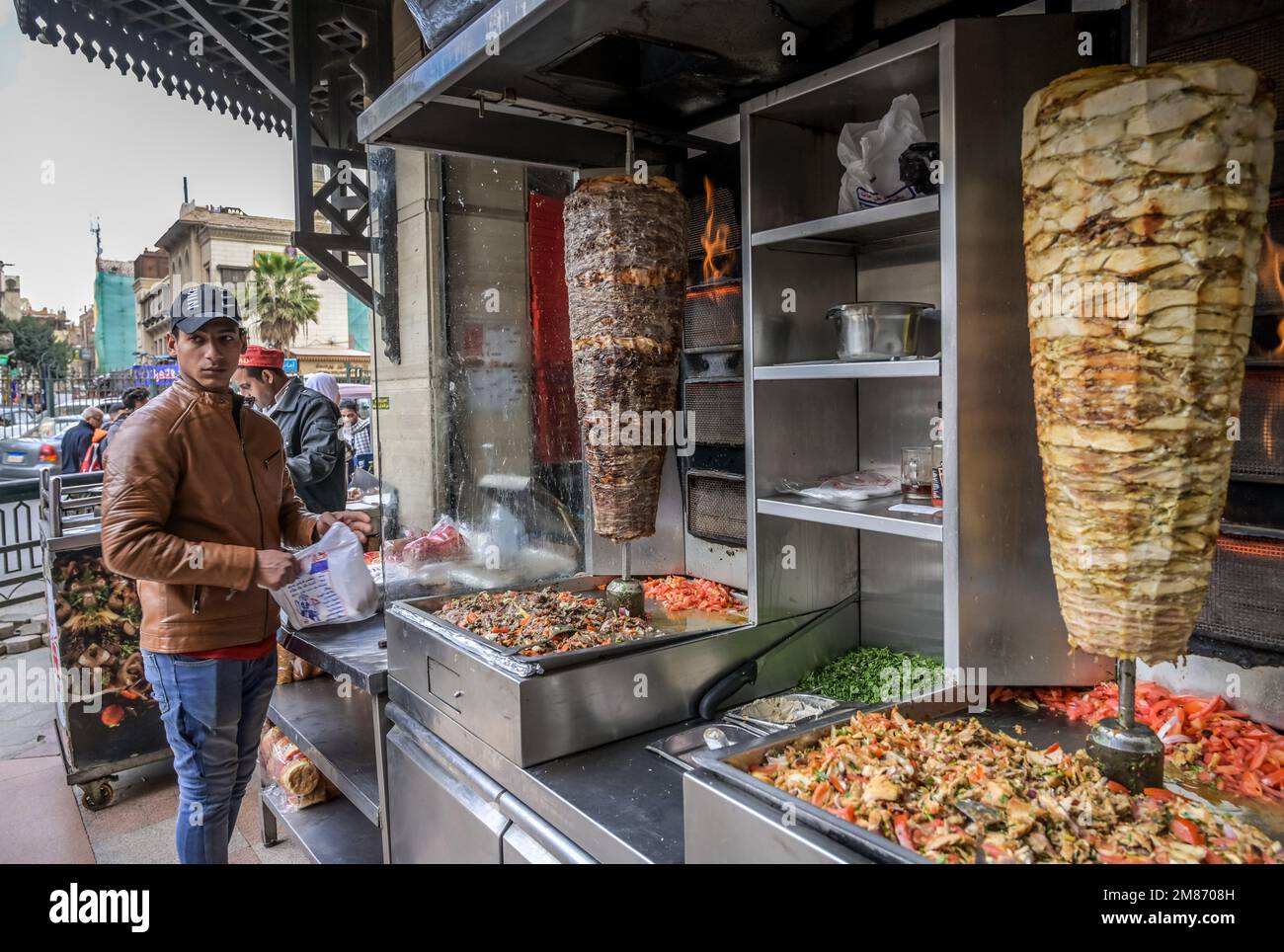 Drehspieß, Schnellimbiss, Kairo, Ägypten Stock Photo - Alamy