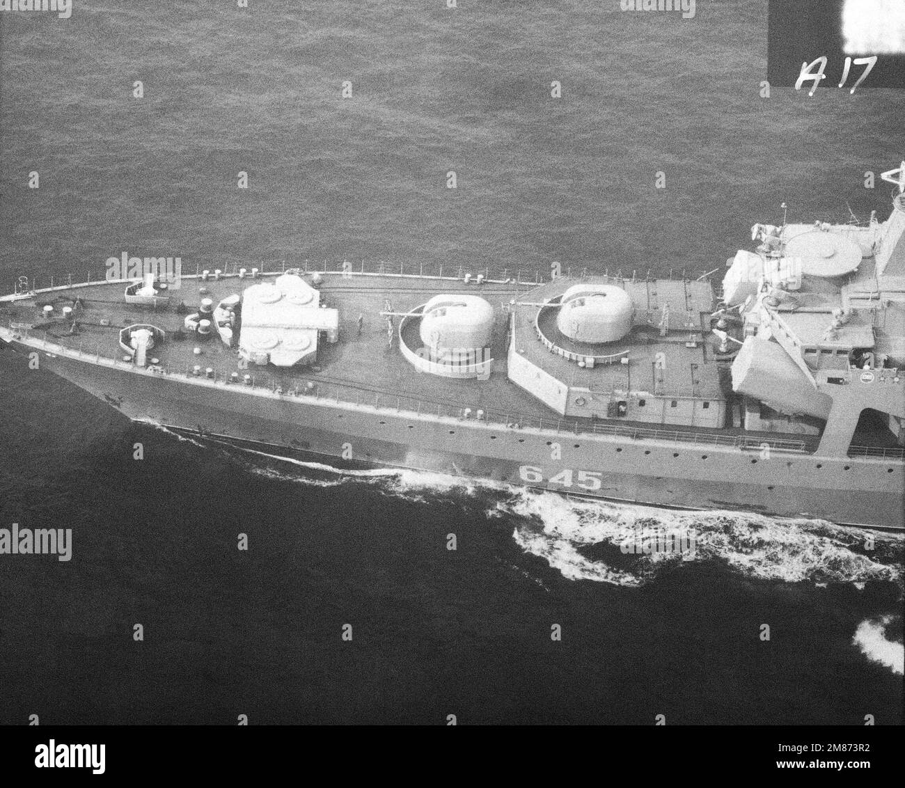 A port view of the Soviet Udaloy class guided missile destroyer MARSHAL ...