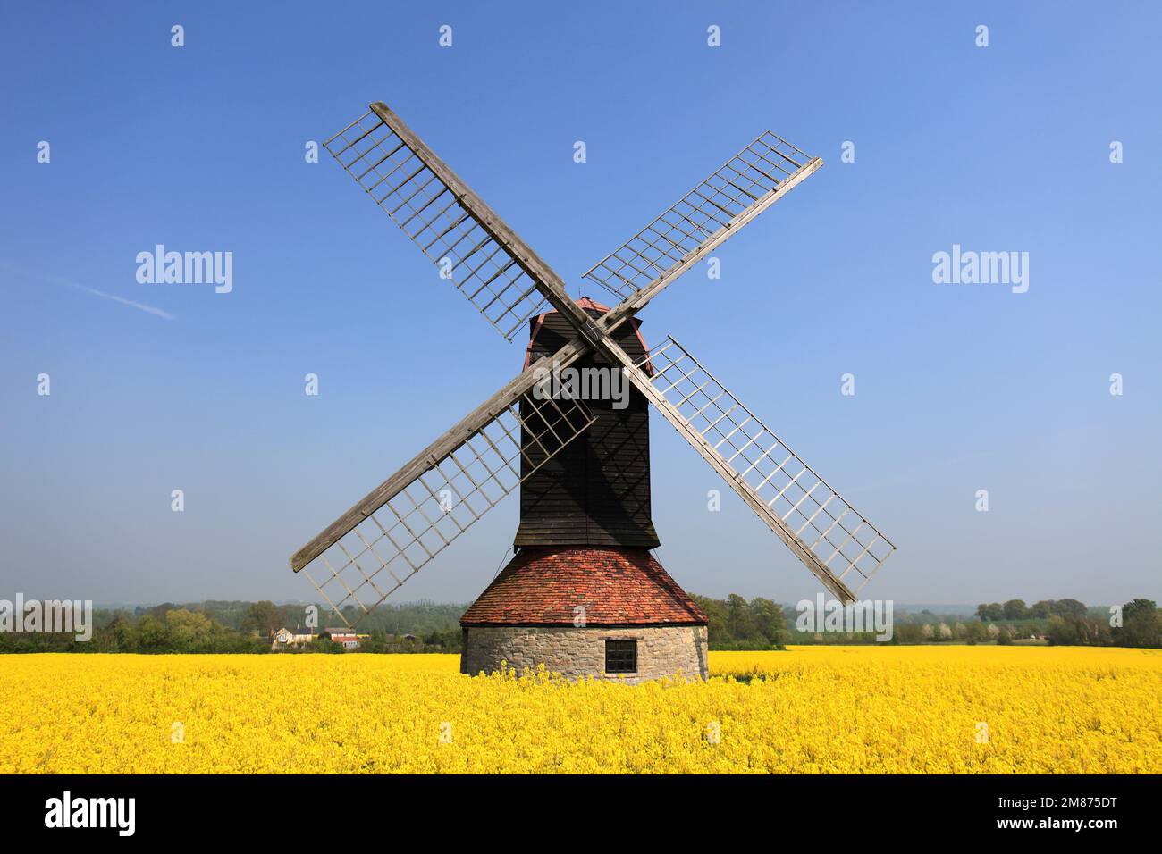 Bedfordshire windmills hi-res stock photography and images - Alamy