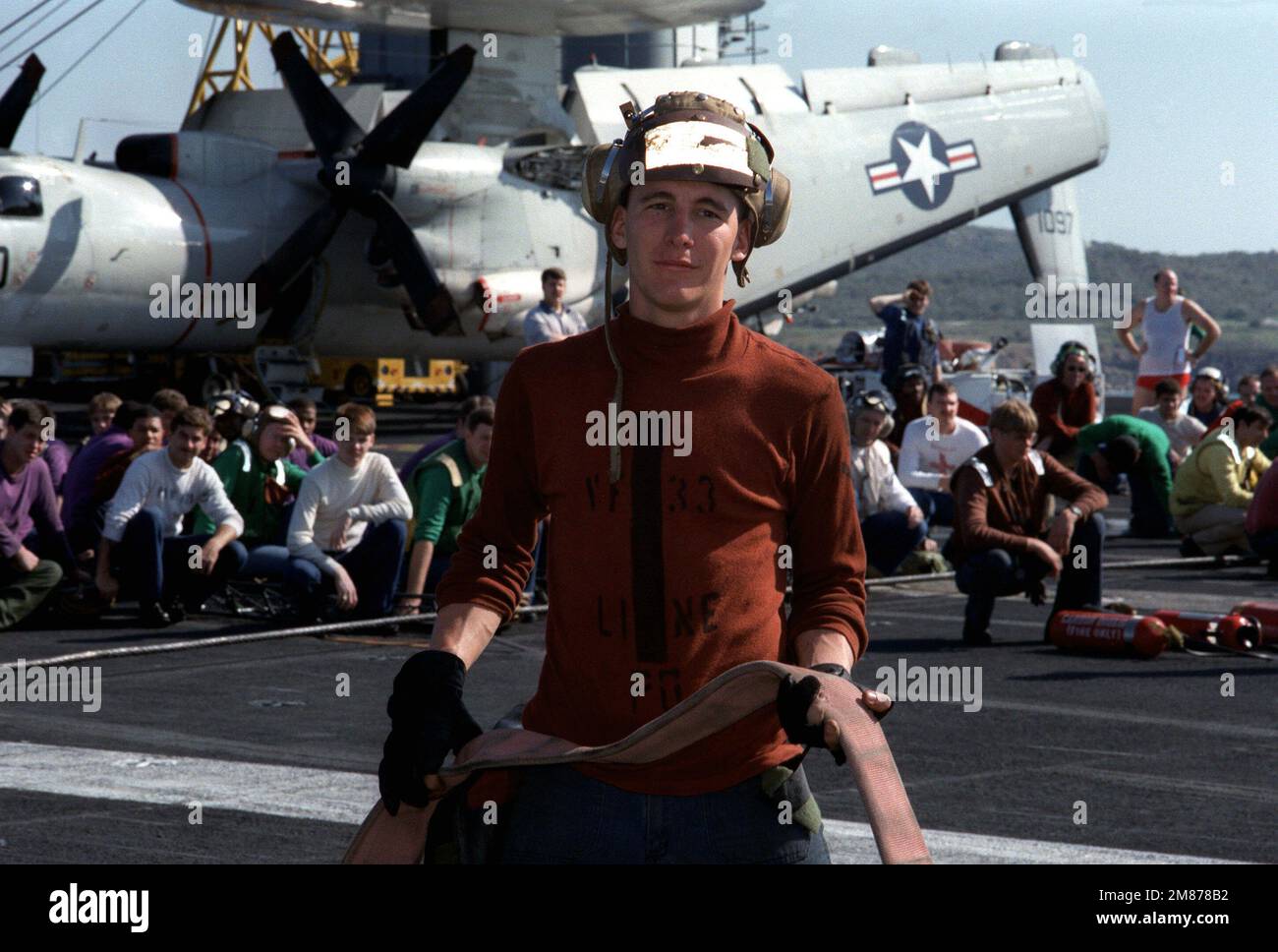 DN-SC-90-02479. Base: USS Theodore Roosevelt (CVN 71 Stock Photo - Alamy