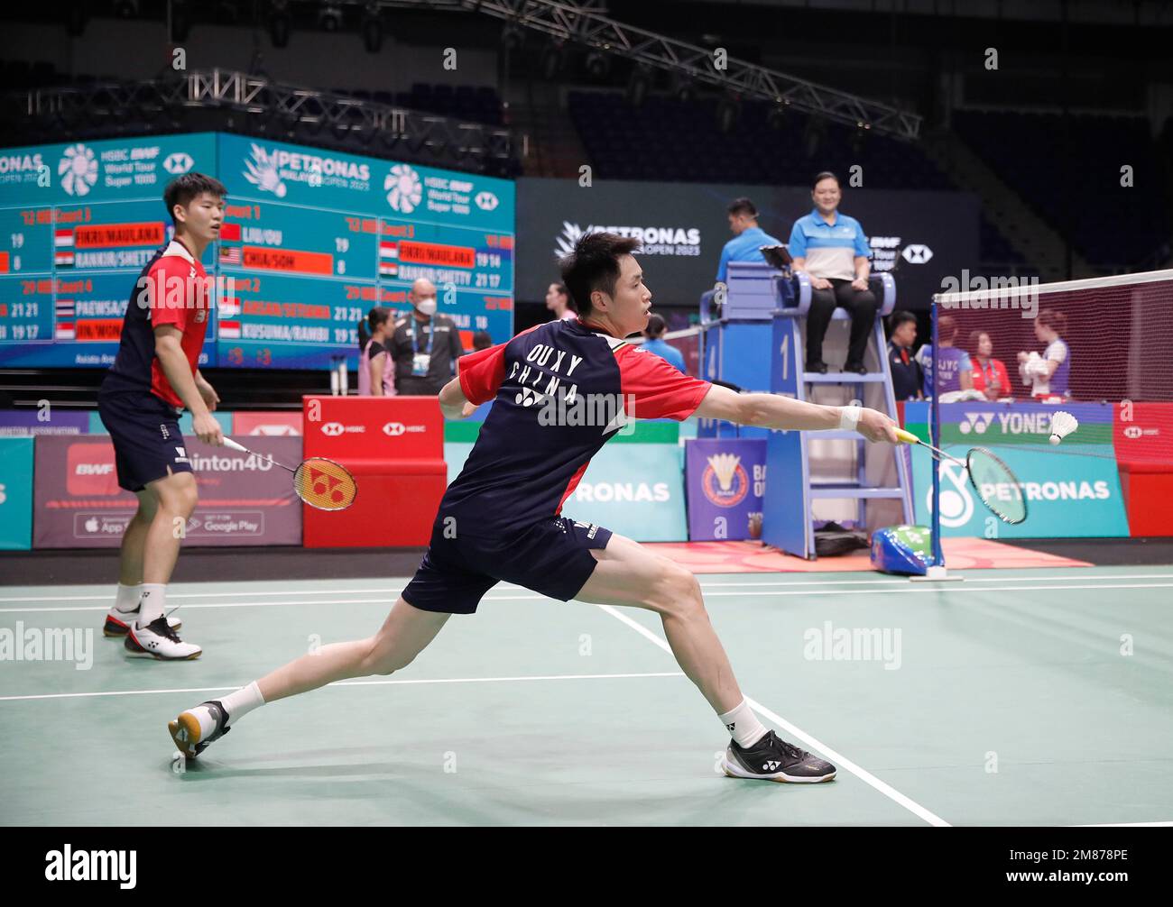 Kuala Lumpur, Malaysia. 12th Jan, 2023. Liu You Chen (L) and Ou Xuan Yi ...