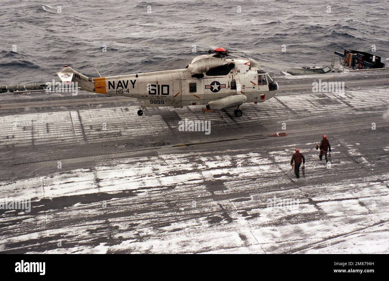 A Helicopter Anti-Submarine Squadron 4 (HS-4) SH-3H Sea King helicopter ...