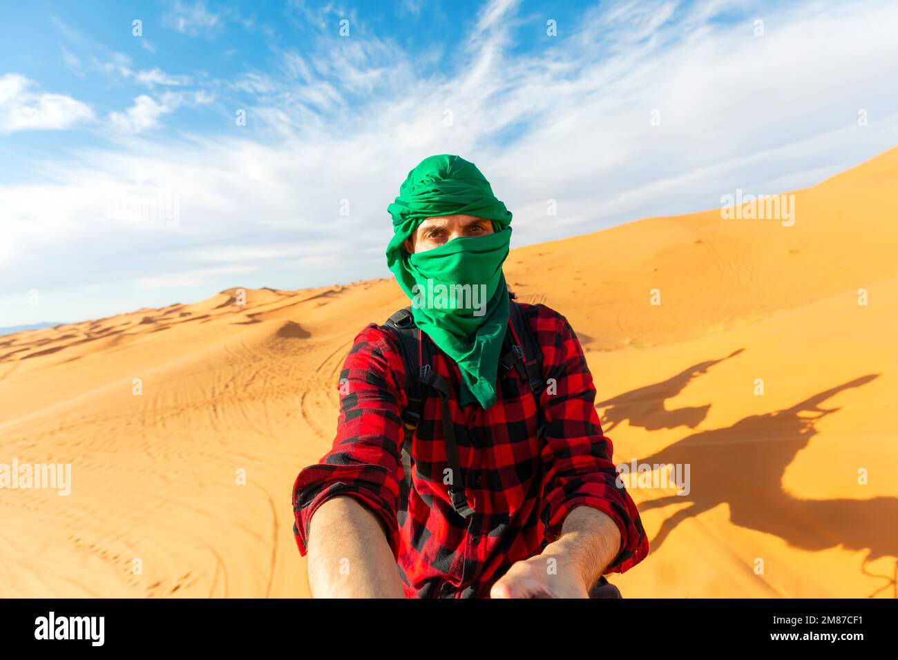 Influencer dubai hi-res stock photography and images - Alamy