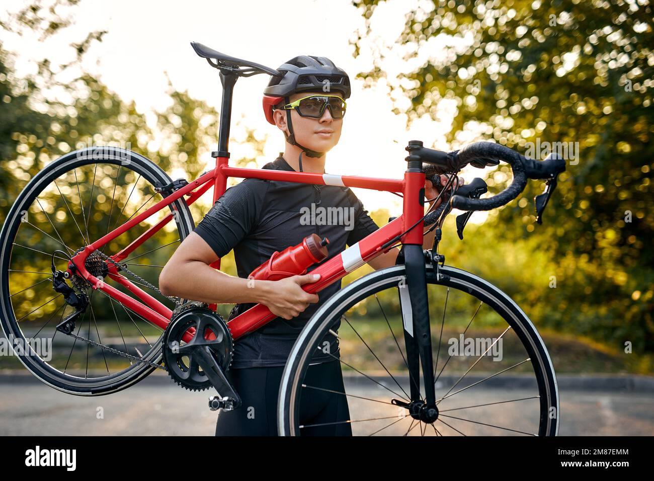 Going to the sun road cycle hi-res stock photography and images - Alamy