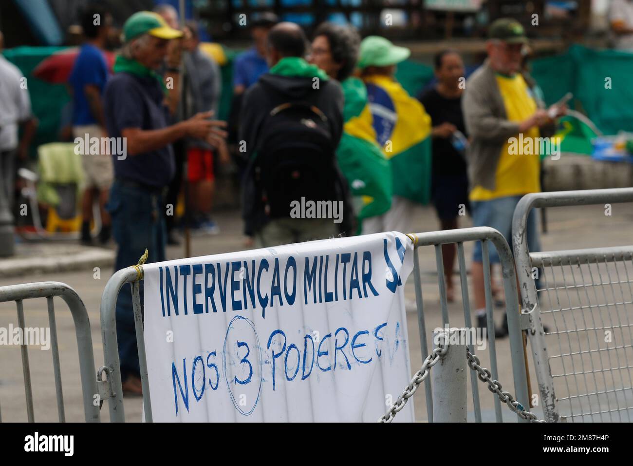 Riot demonstrators camp seeking military coup. Far right anti ...