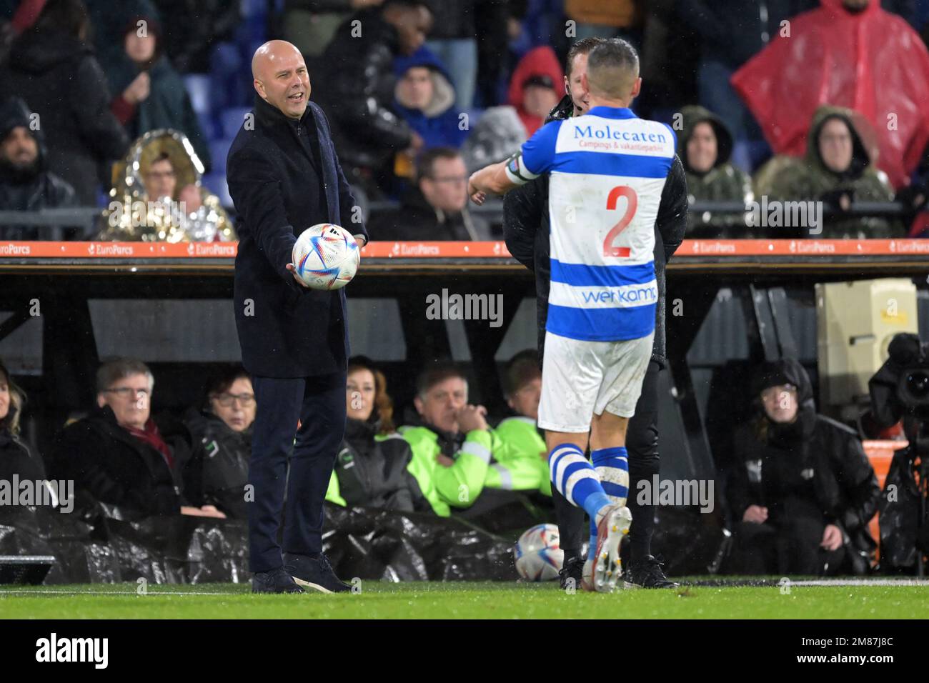 ROTTERDAM - (lr) Feyenoord coach Arne Slot, Bram van Polen of PEC ...