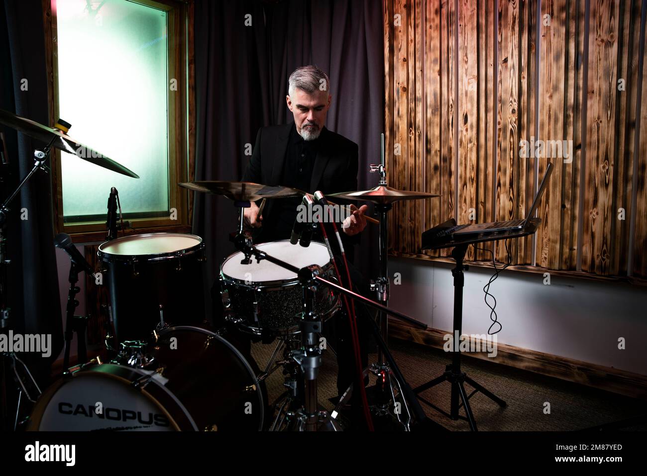Mark Heaney photographed at Rubix Studios, London Stock Photo - Alamy