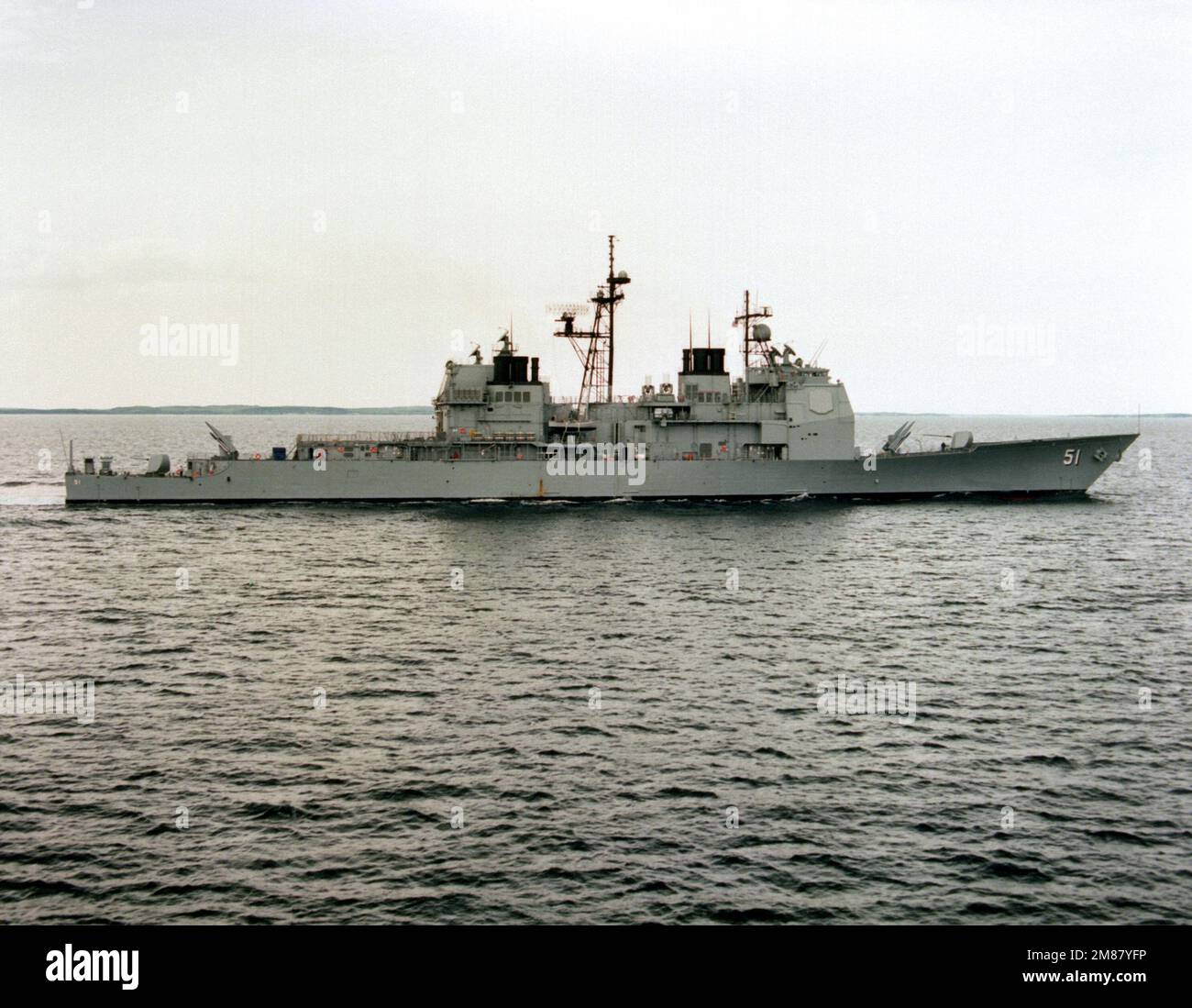 A starboard beam view of the guided missile cruiser THOMAS S. GATES (CG ...