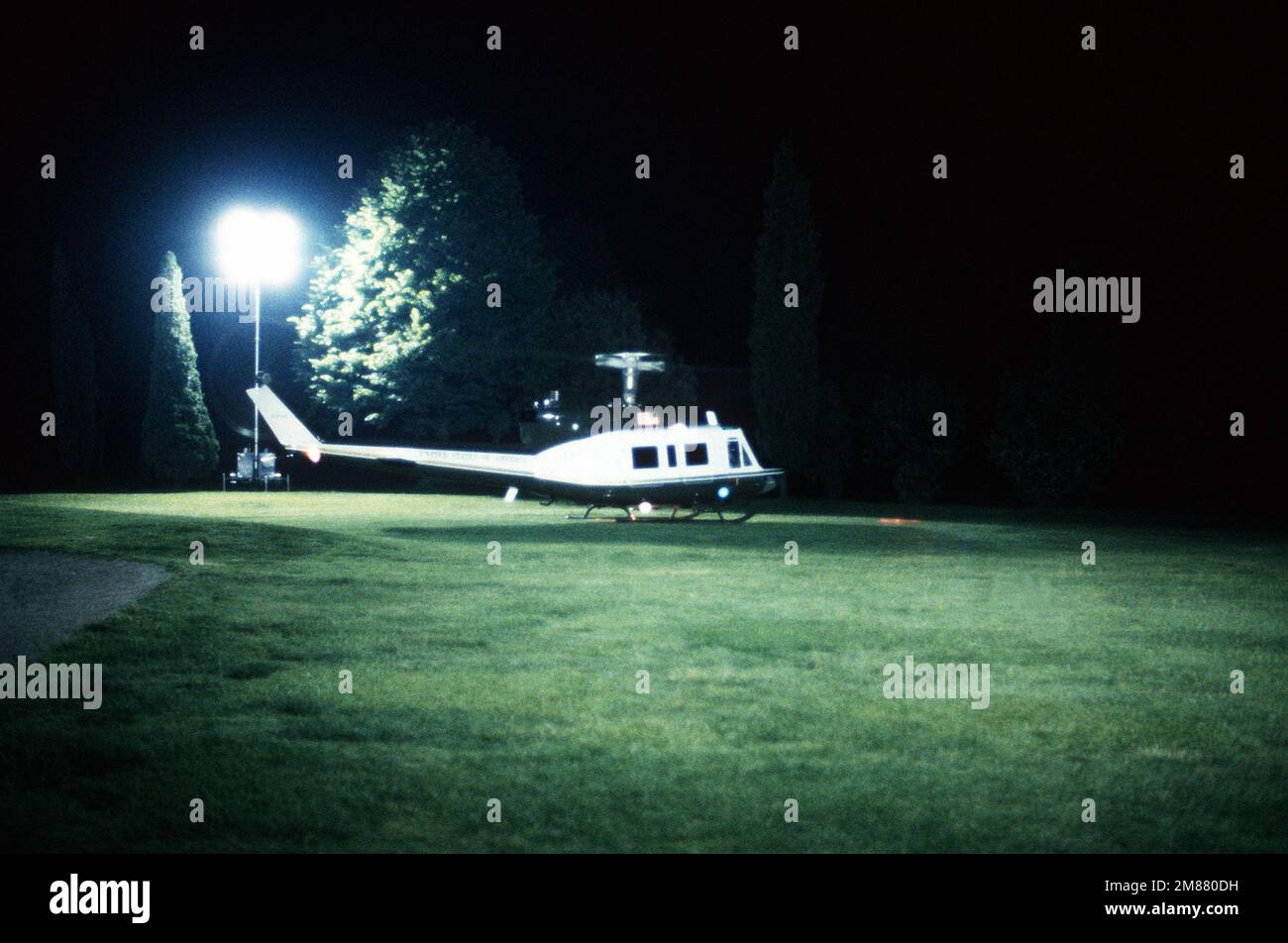 A right side view of a Marine Helicopter Squadron 1 (HMX-1) VH-1N ...