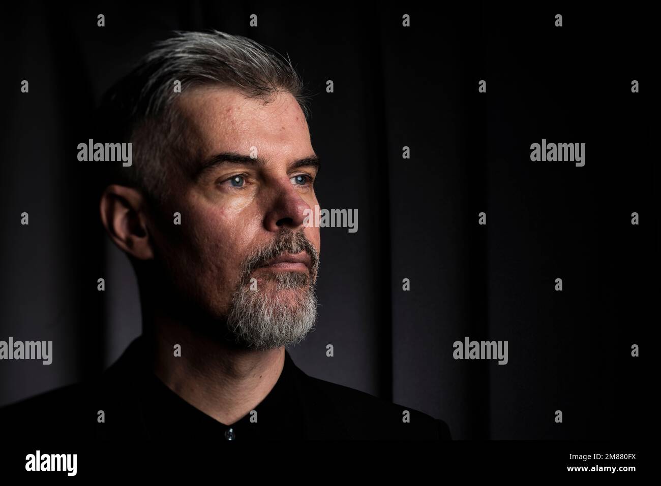 Mark Heaney photographed at Rubix Studios, London Stock Photo - Alamy