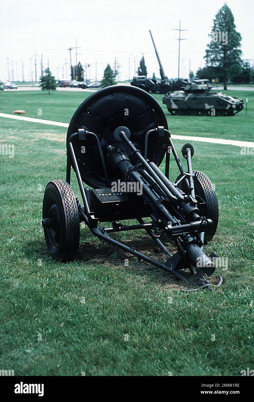 A 120mm mortar hi-res stock photography and images - Alamy