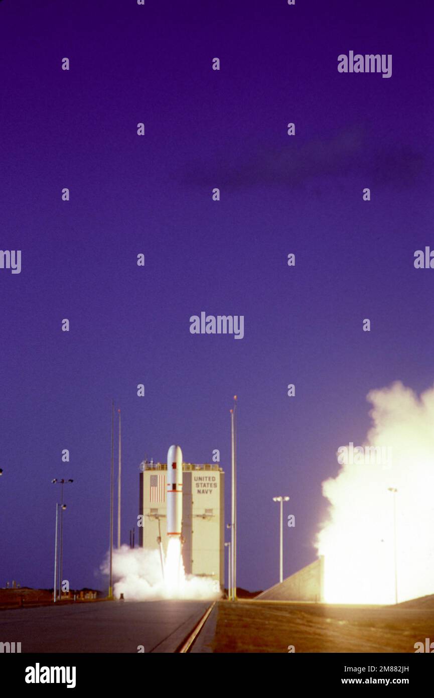 A Trident II (D-5x4) intercontinental ballistic missile is launched ...