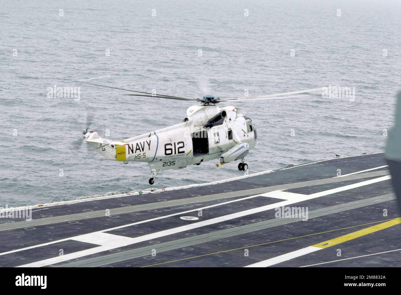 A Helicopter Anti-submarine Squadron 5 (HS-5) SH-3H Sea King helicopter ...