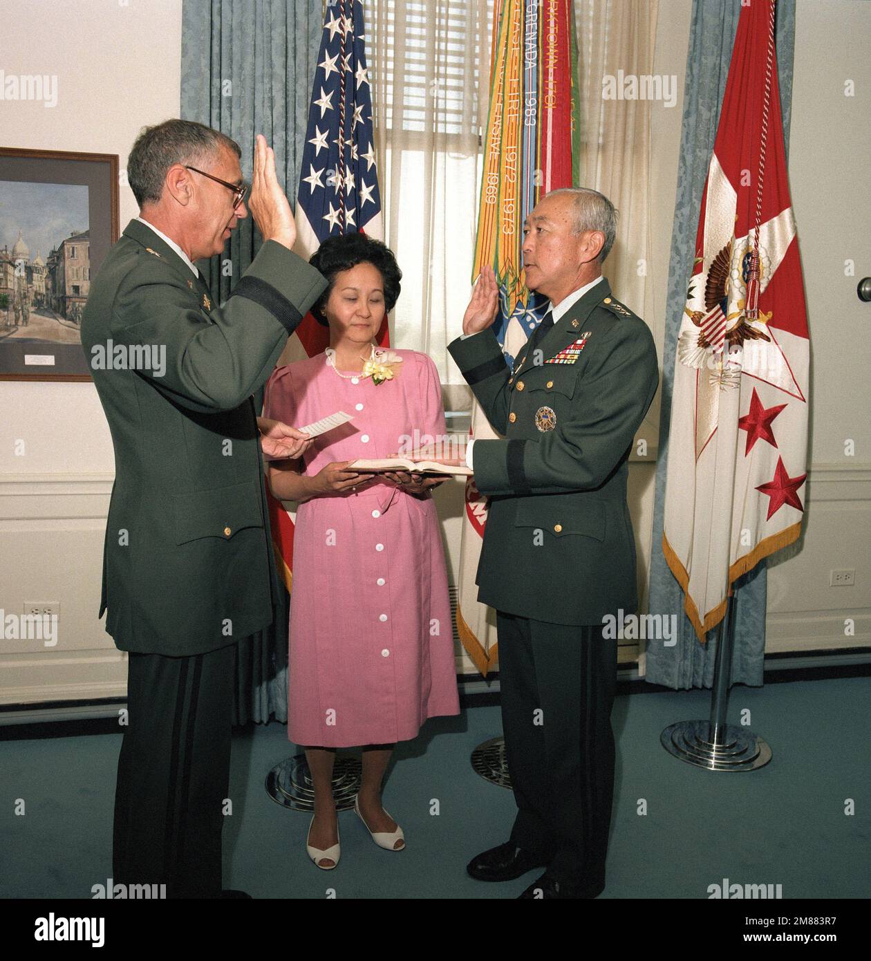 General allen hi-res stock photography and images - Alamy