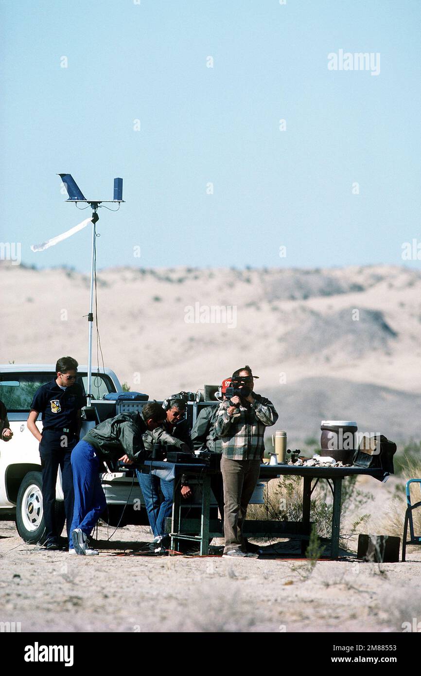 Members of the Blue Angels Flight Demonstration Squadron monitor F/A-18 ...