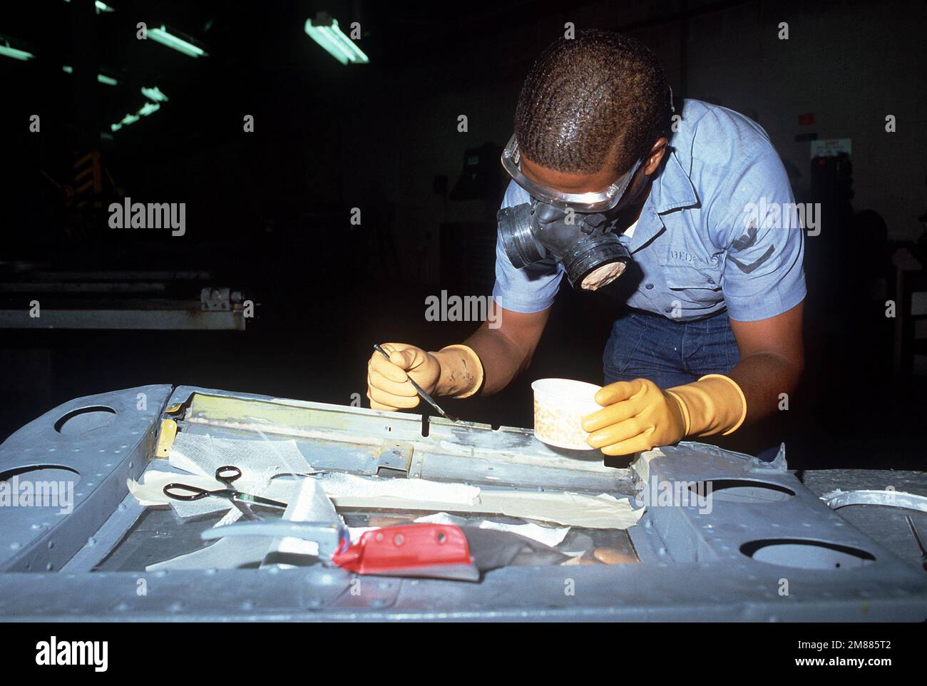 Aviation Structual Mechanic S (Structures) 3rd Class L. Bedford applies ...