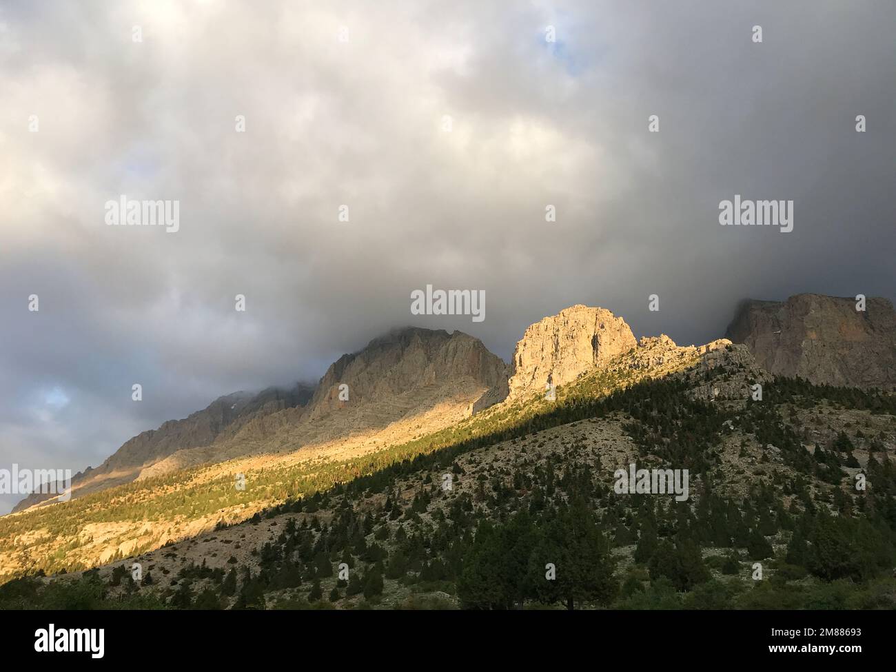 Sunset at Emli Valley and Mount Kaletepe on Aladaglar National Park in ...