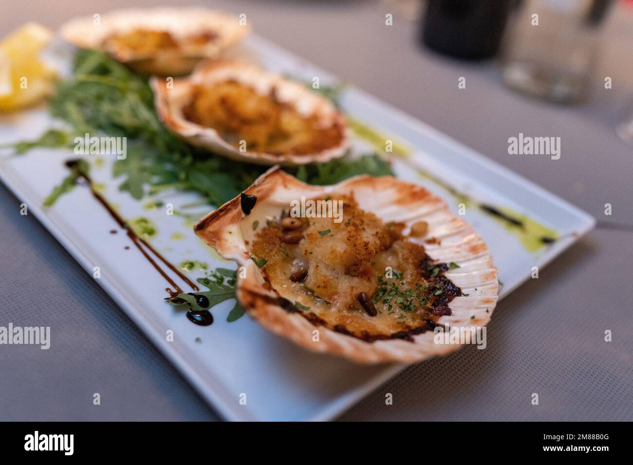 Italian restaurant food Stock Photo - Alamy