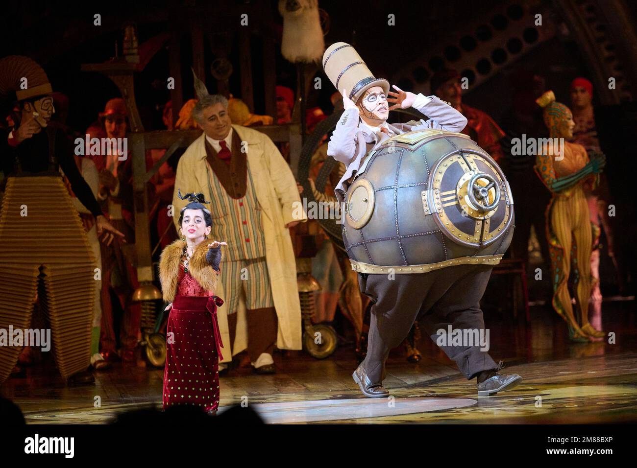 London, UK . 12 January, 2023 . Acrobatic actors perform at the dress ...