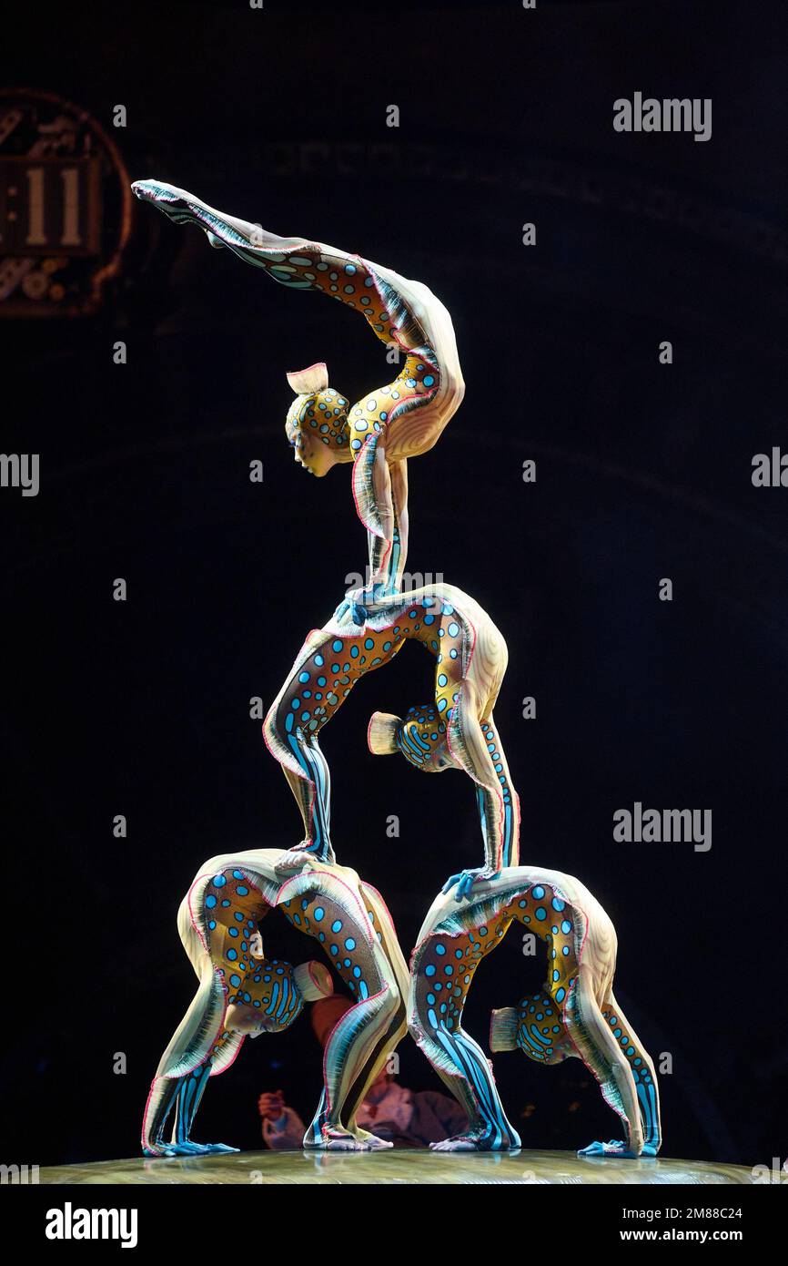 London, UK . 12 January, 2023 . Acrobatic actors perform at the dress ...