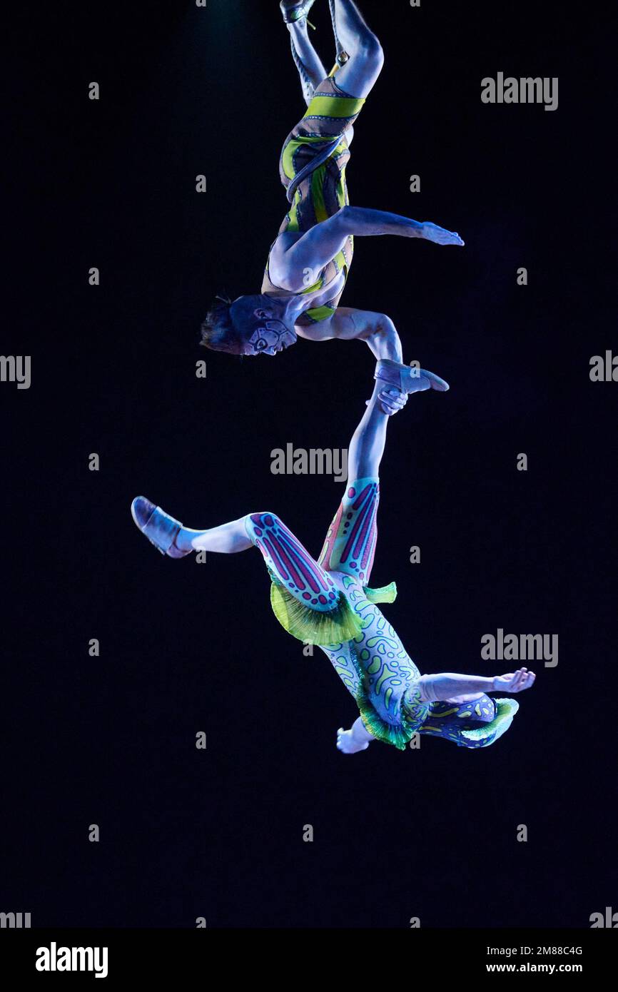 London, UK . 12 January, 2023 . Acrobatic actors perform at the dress ...