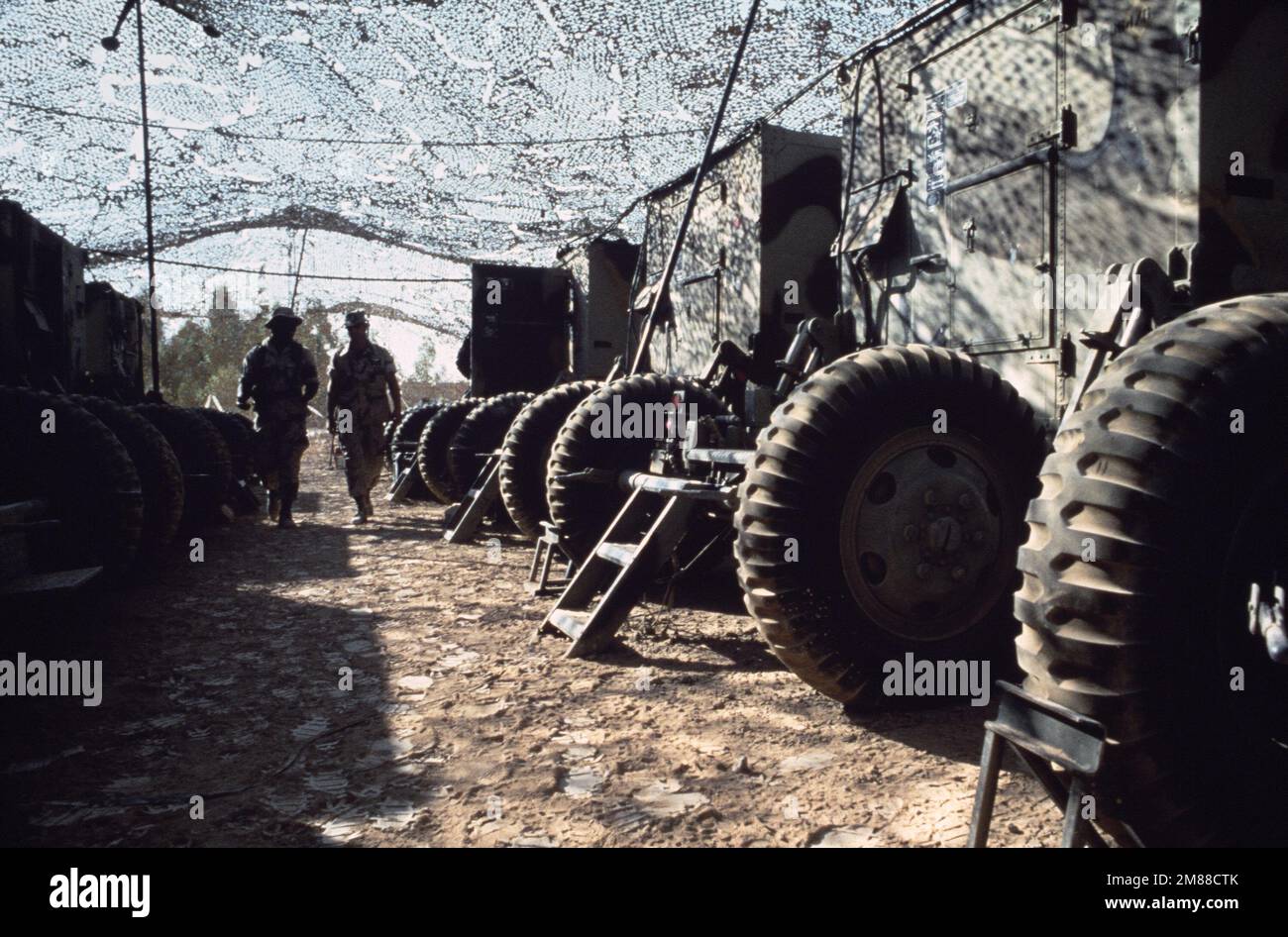 DF-ST-89-00998. Subject Operation/Series: SHADOW HAWK Base: King Faisal ...