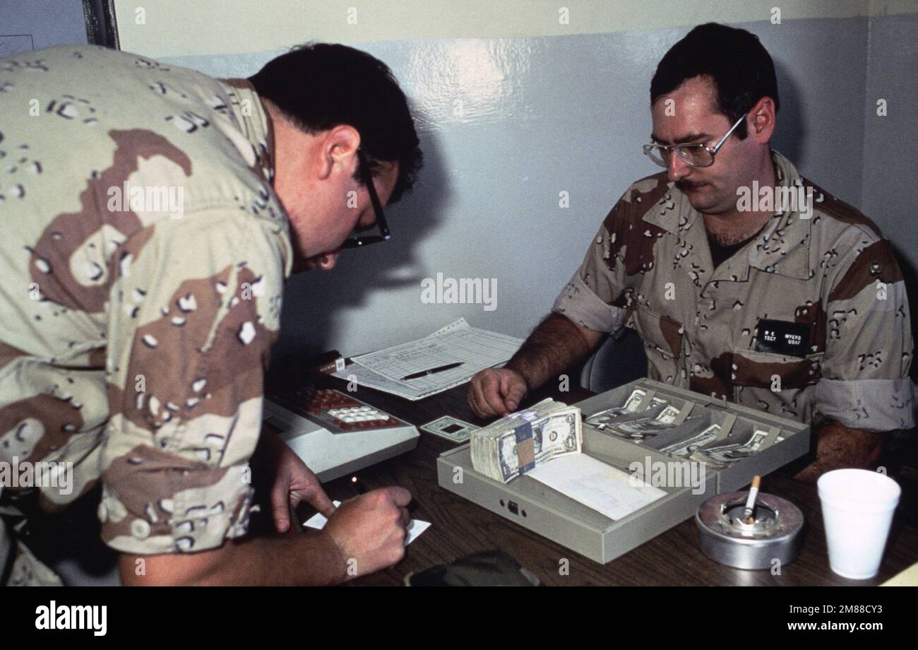 DF-ST-89-01030. Subject Operation/Series: SHADOW HAWK Base: King Faisal ...