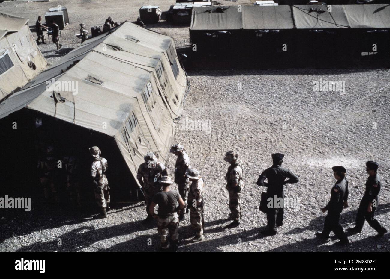 DF-ST-89-01060. Subject Operation/Series: SHADOW HAWK Base: King Faisal ...