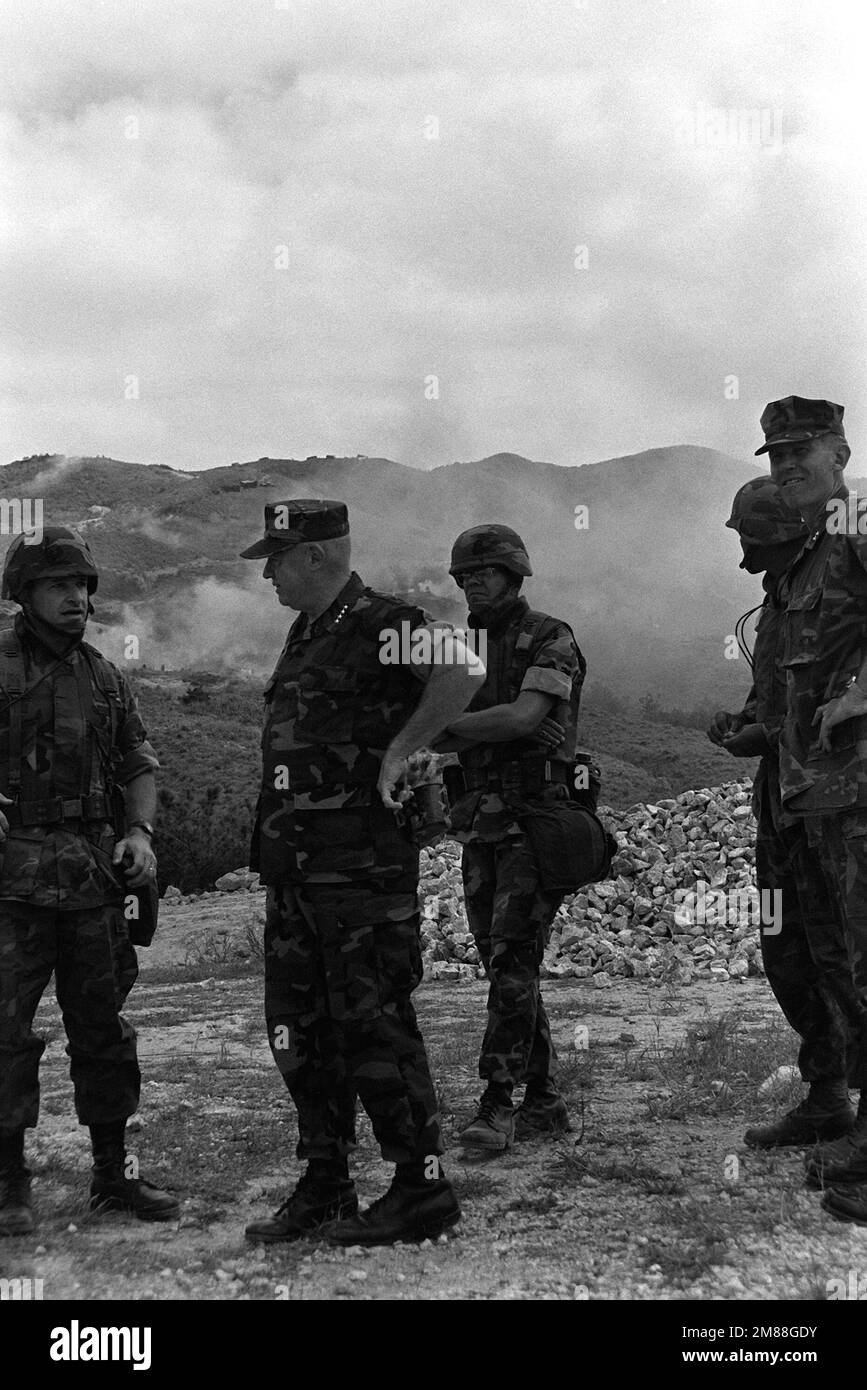GEN Alfred M. Gray Jr., Commandant of the Marine Corps, visits with ...