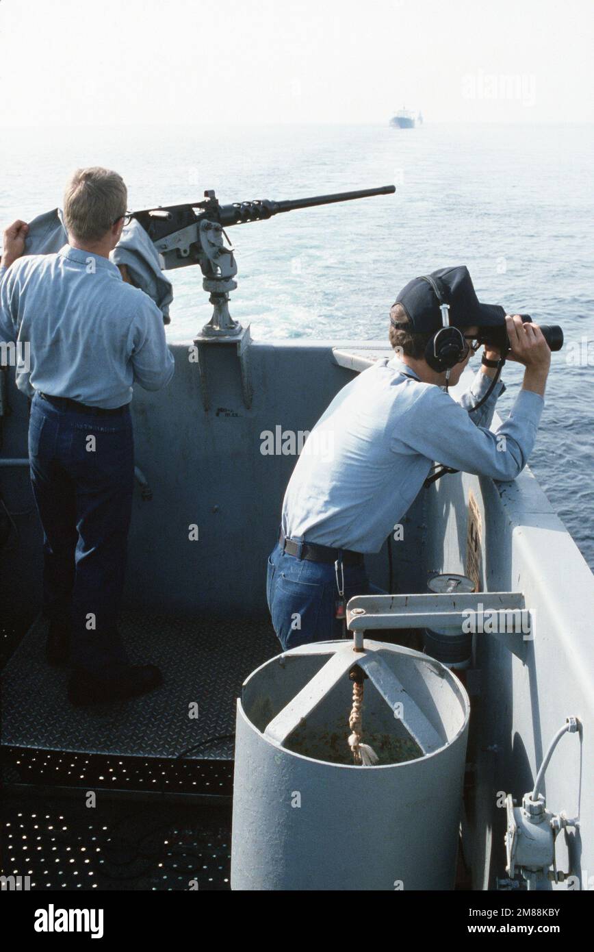 DN-ST-88-01398. Base: USS Raleigh (LPD 1 Stock Photo - Alamy