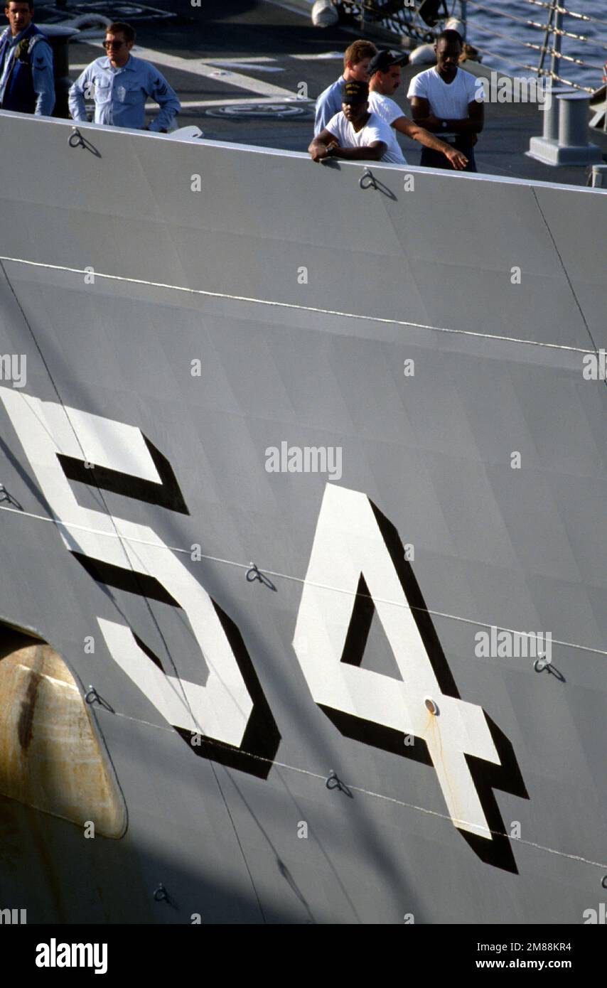DN-ST-88-01837. Base: USS Ford (FFG 54 Stock Photo - Alamy
