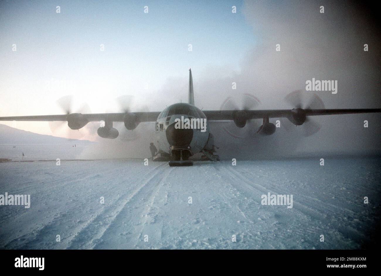 An LC-130 Hercules aircraft of Antarctic Development Squadron 6 (VXE-6 ...