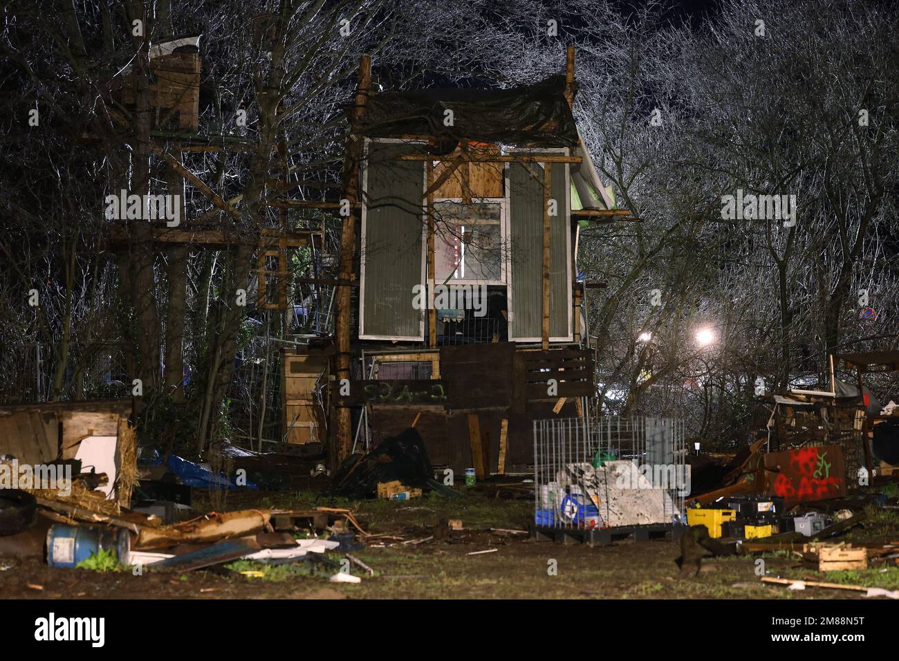 Erkelenz, Germany. 13th Jan, 2023. A wooden house built by activists ...