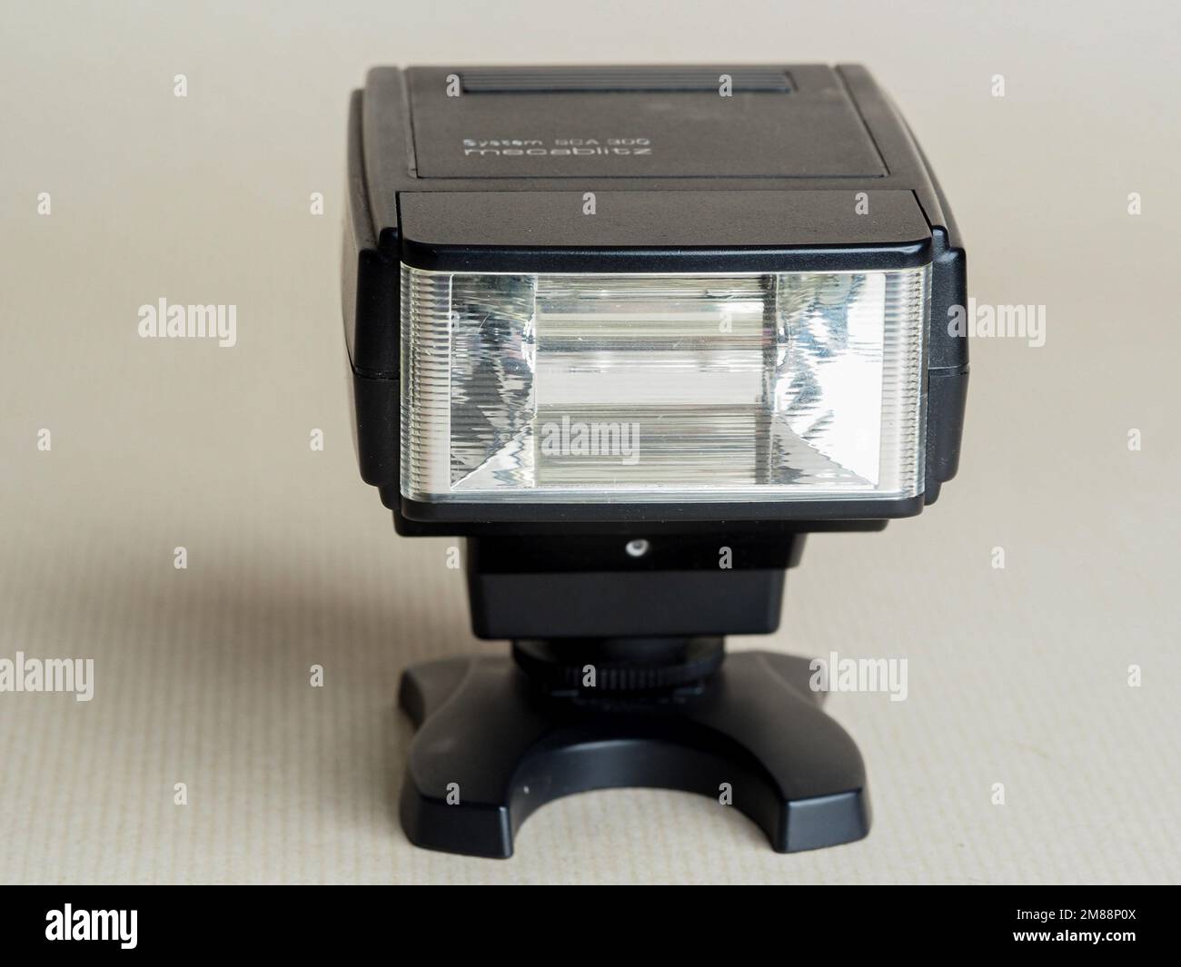 Germany. 13th Jan, 2023. In this photo illustration, a flash Mecablitz ...