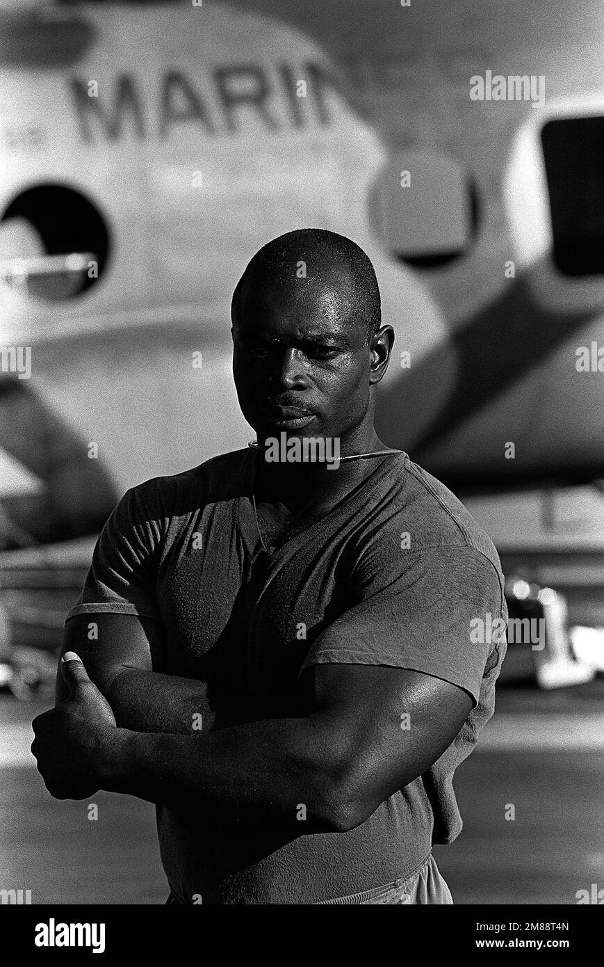 Personnel staff aboard uss hi-res stock photography and images - Alamy