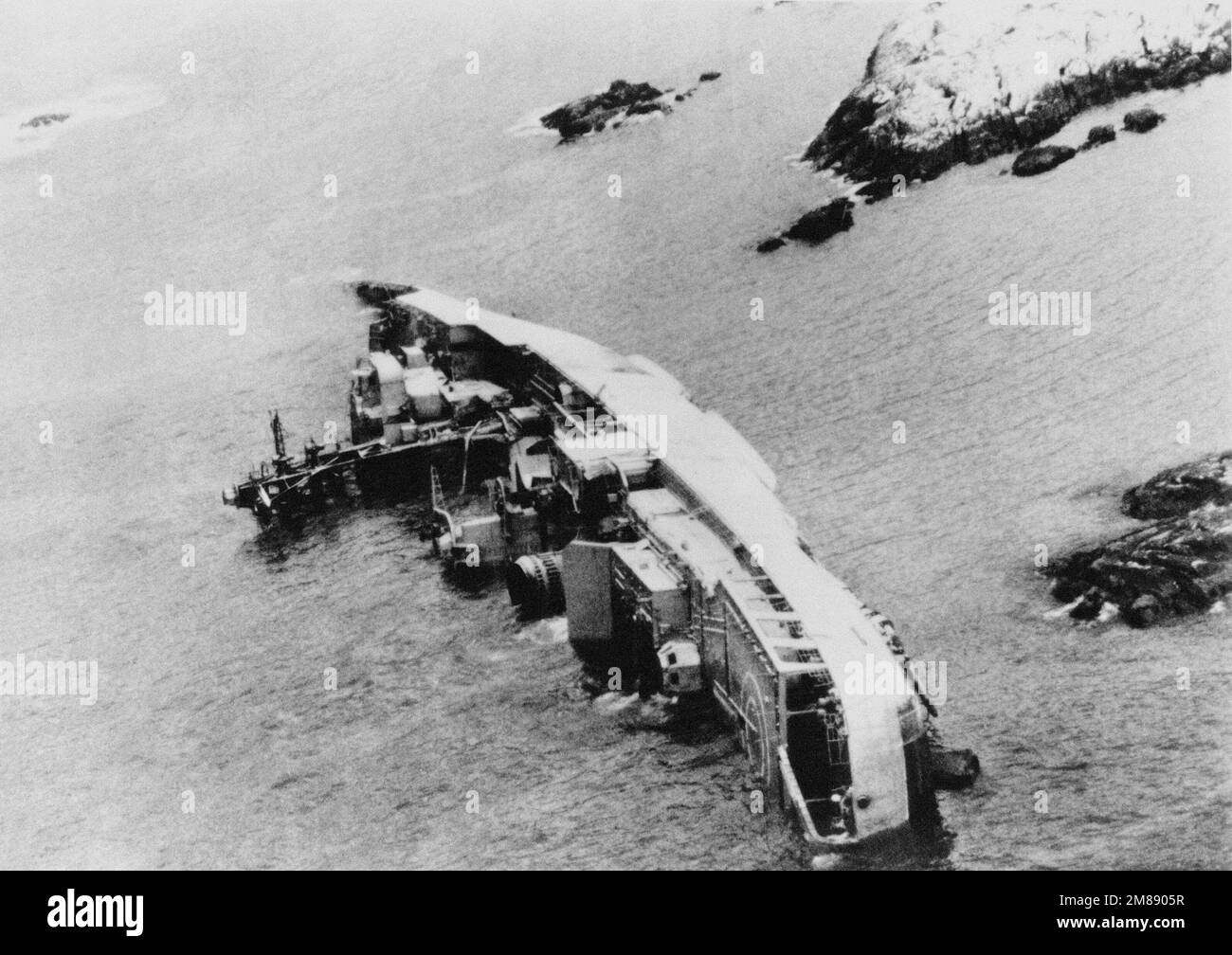 Stern side view Black and White Stock Photos & Images - Alamy