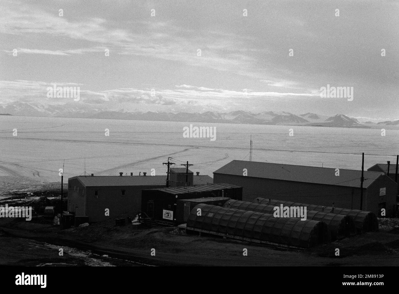 Military base antarctic Black and White Stock Photos & Images - Alamy