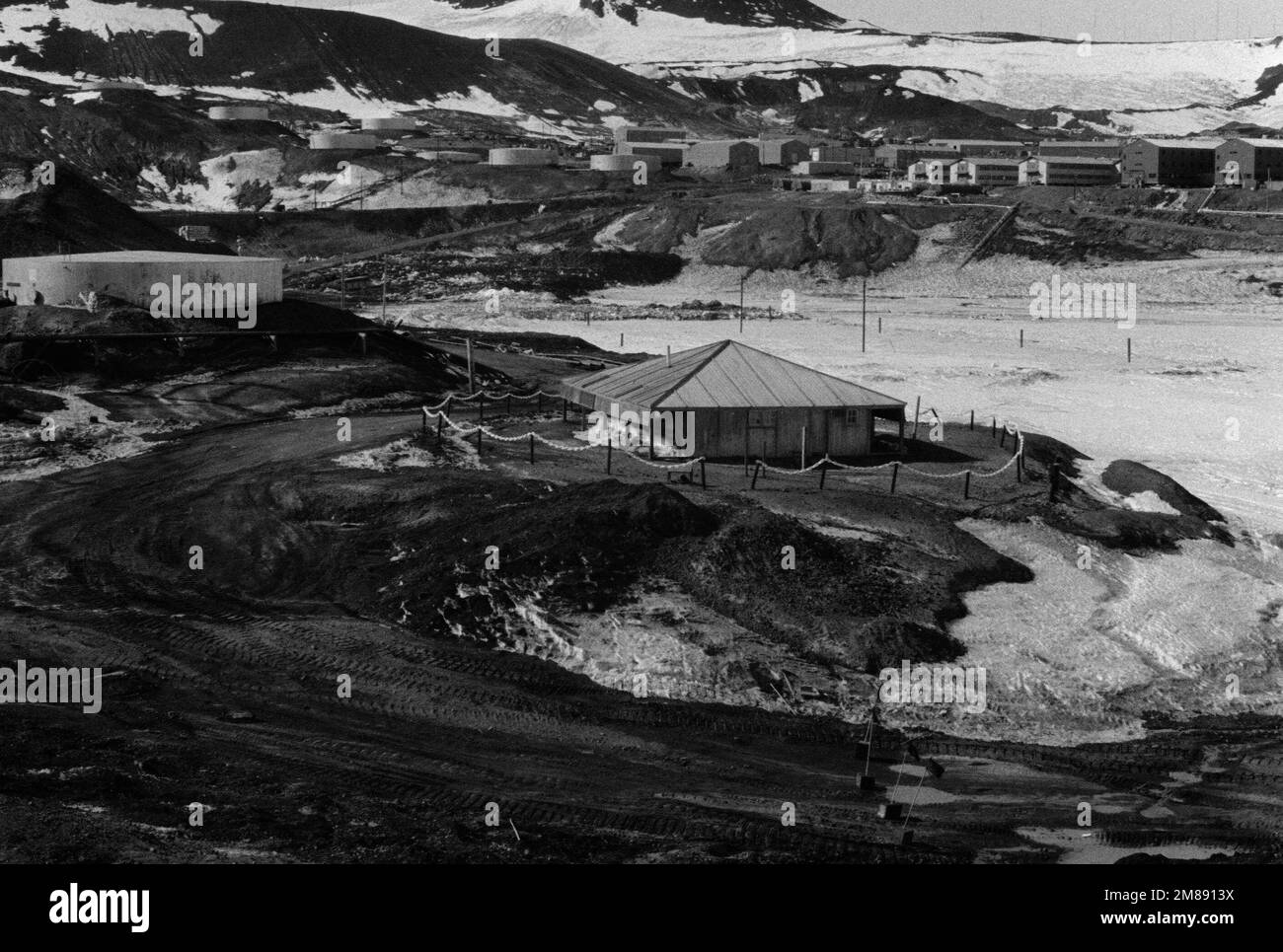Military base antarctic Black and White Stock Photos & Images - Alamy