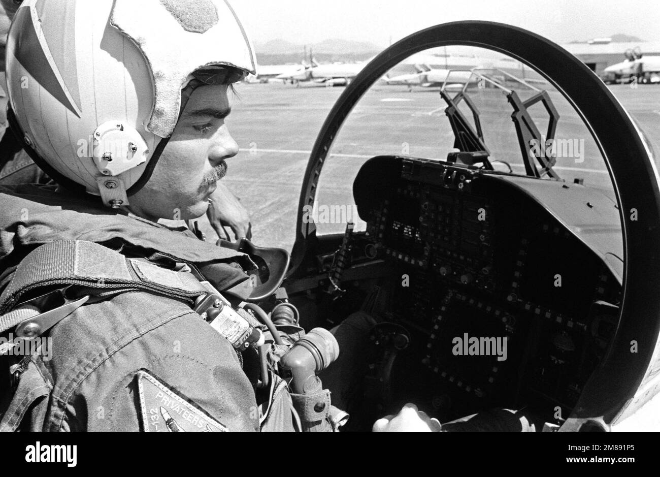 Thunder base Black and White Stock Photos & Images - Alamy