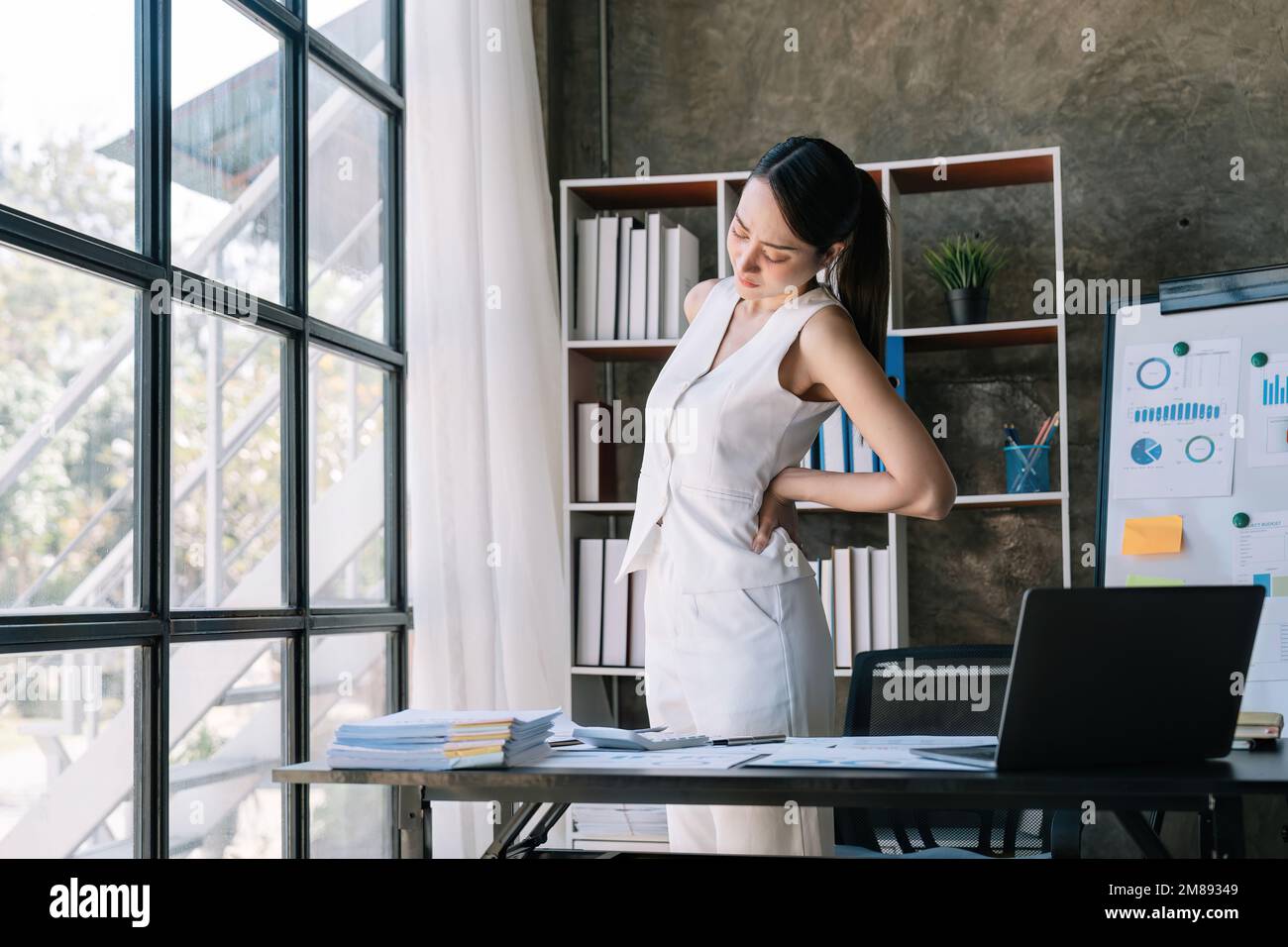 Shoulder pain and computer hi-res stock photography and images - Alamy