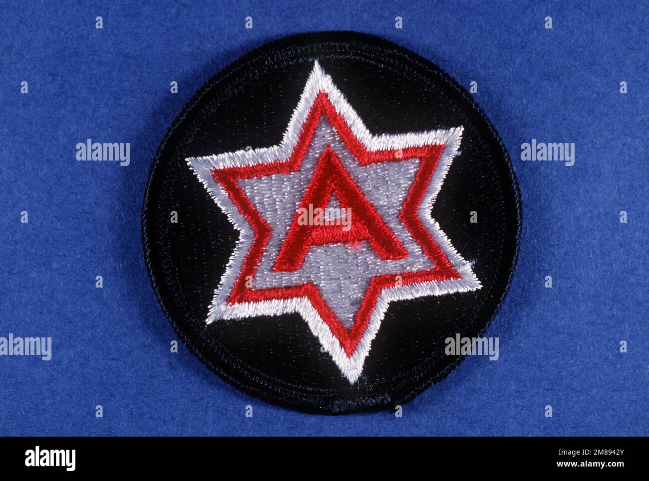 Army personnel interaction hi-res stock photography and images - Alamy