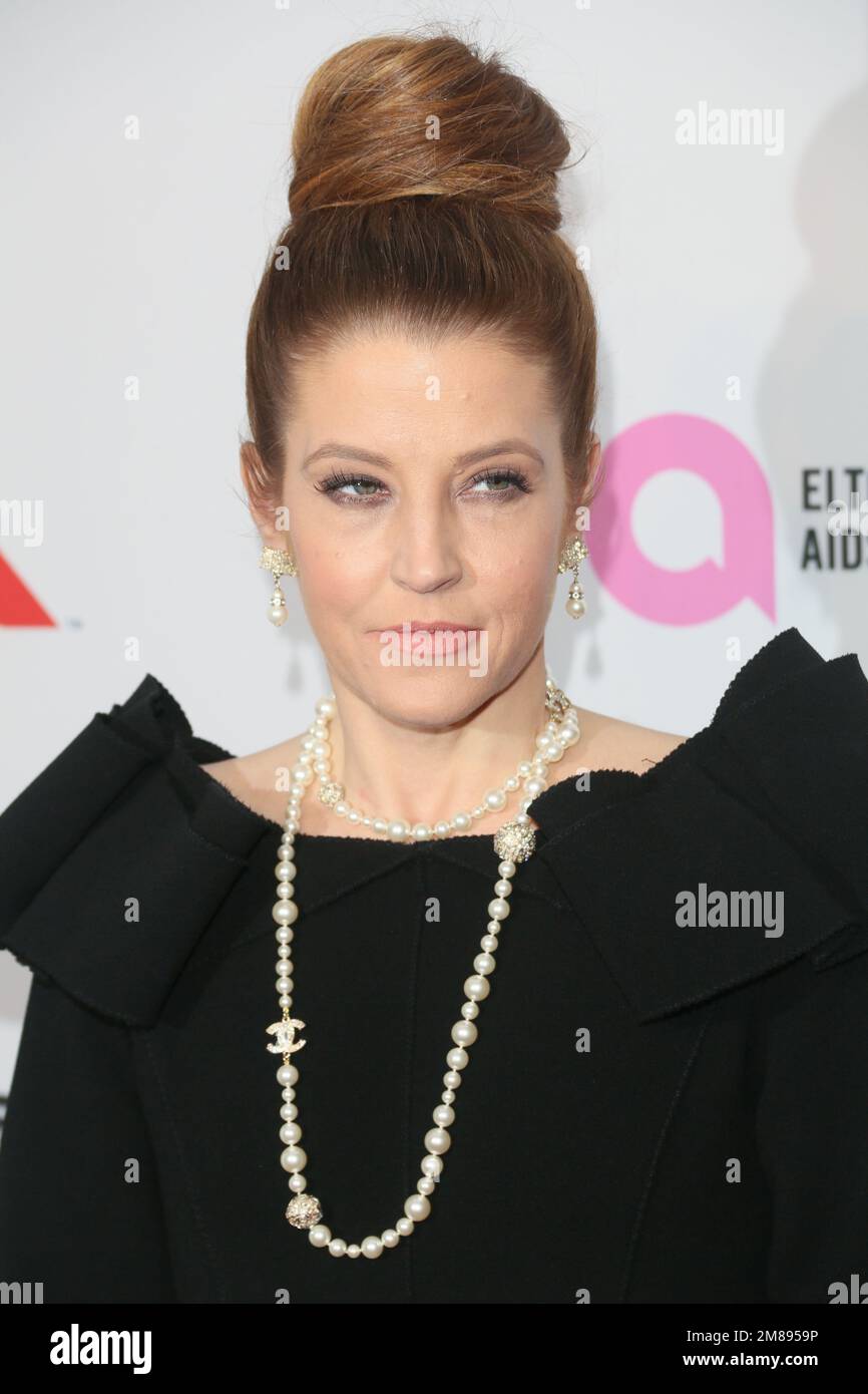 Lisa Marie Presley attends the Elton John AIDS Foundation's 12th Annual ...