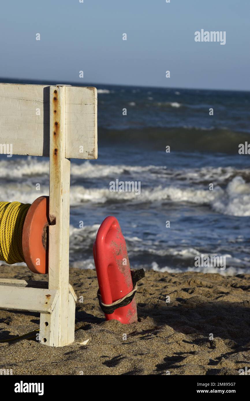 Lifeguard coastguard hi-res stock photography and images - Alamy