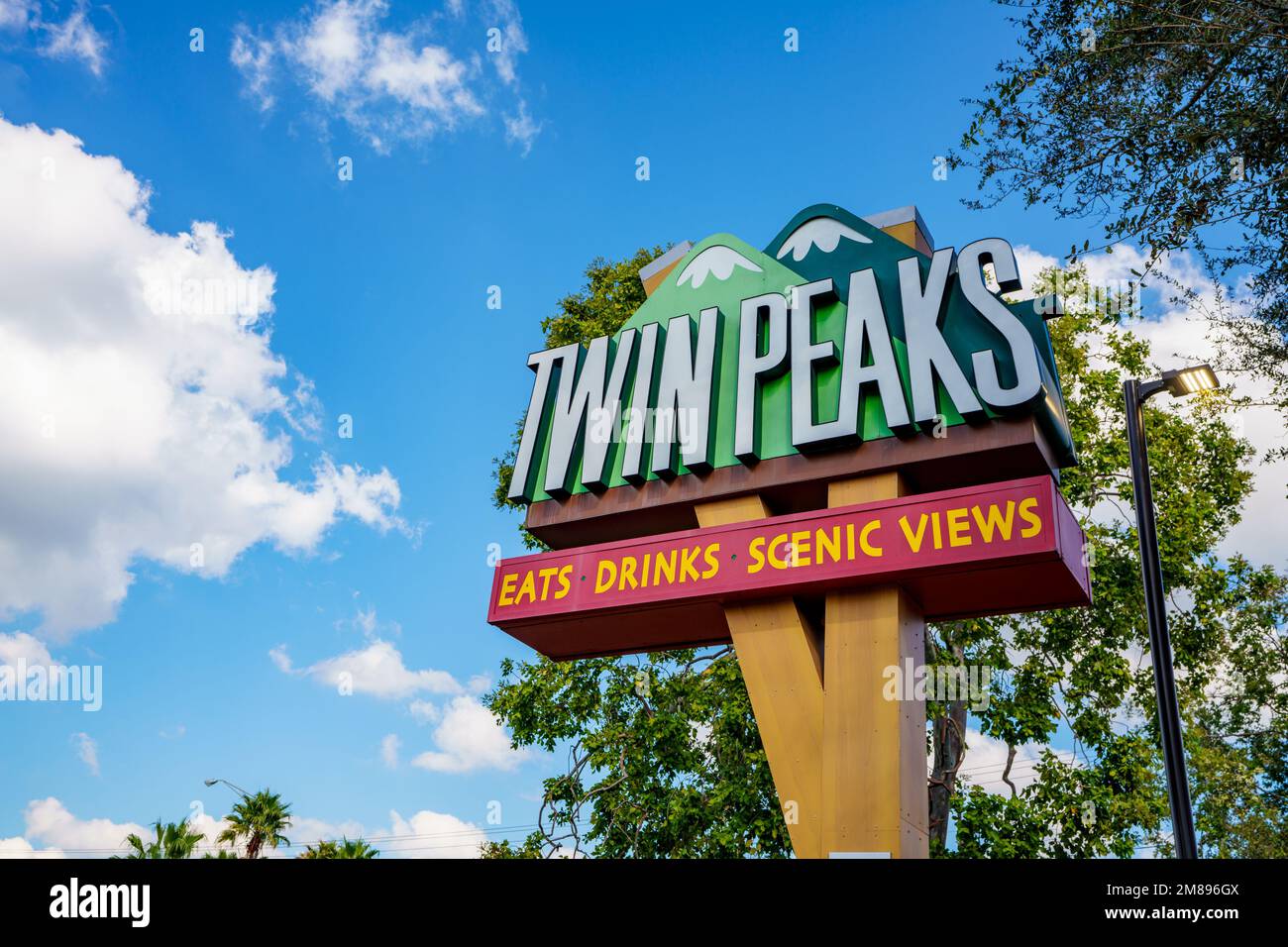 Twin Peaks Restaurant Sign