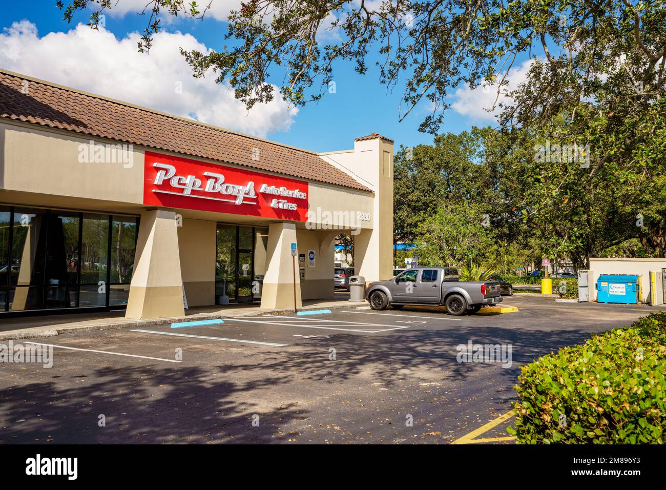 Davie, FL, USA - January 12, 2023: Photo of shops and restaurants at ...