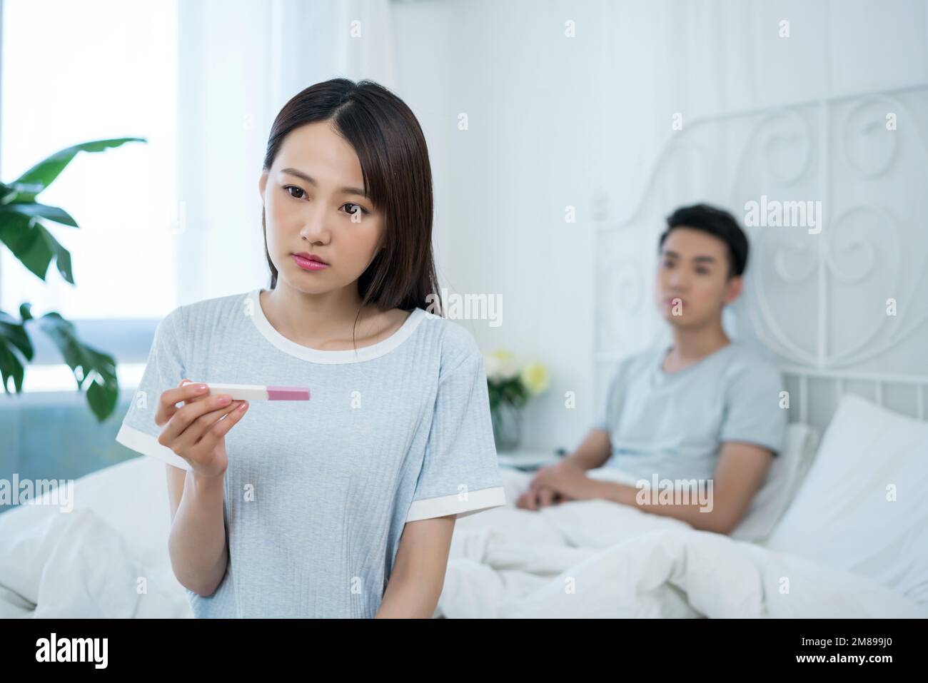 Two pregnant angry hi-res stock photography and images - Alamy