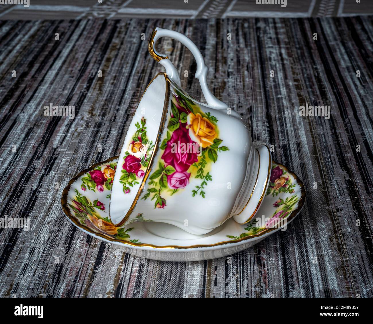 Porcelan coffee cup hi-res stock photography and images - Alamy