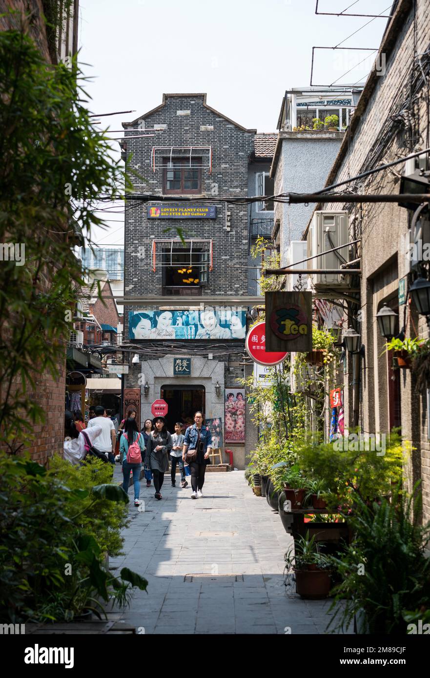 Shanghai inside tianzifang Stock Photo - Alamy